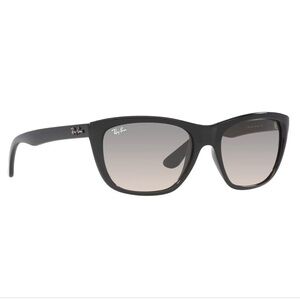 Ray-Ban - Poshmark